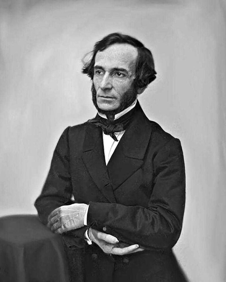 Juan Bautista Alberdi: biografía del visionario argentino