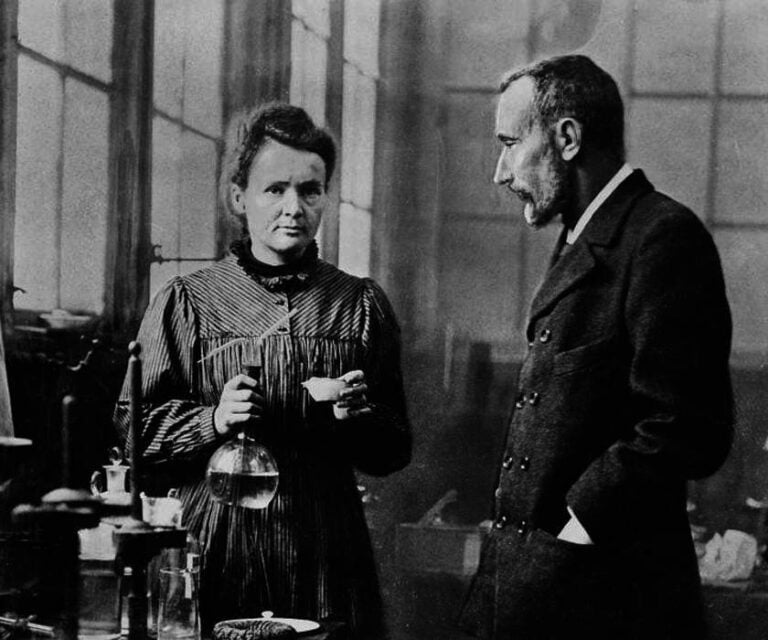 Pierre Curie: Científico que investigó la radiactividad junto a Marie Curie
